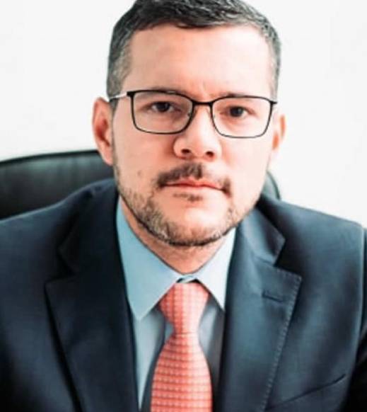 Mauricio Fernando Rodríguez Tamayo - Centro de Investigación y Estudios Socio-Jurídicos ...